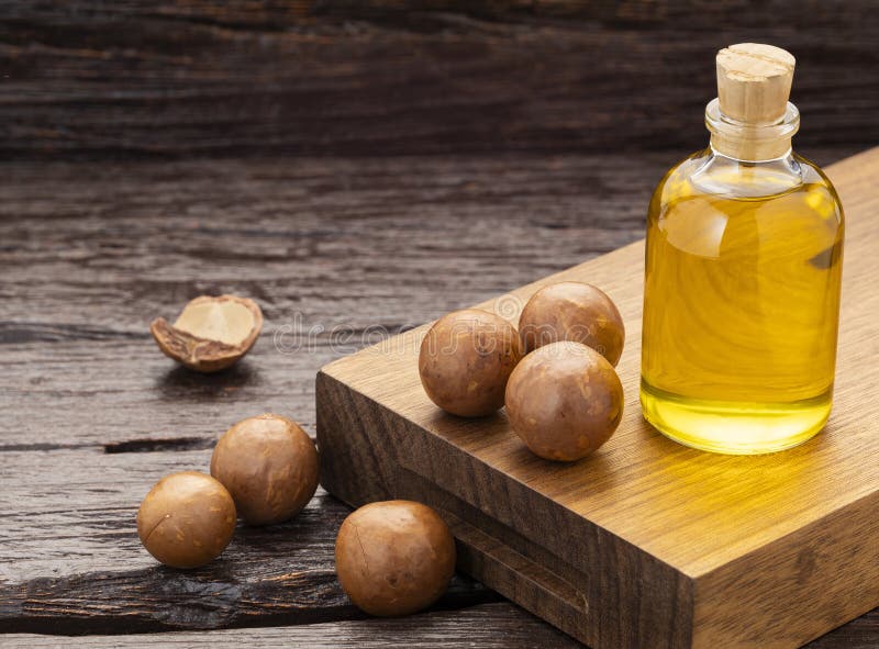 Macadamia Integrifolia - Macadamia Nuts with Bottle of Organic Oil ...