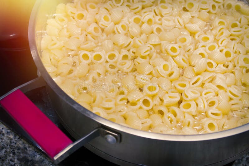 Macaroni in a pot - epiGros