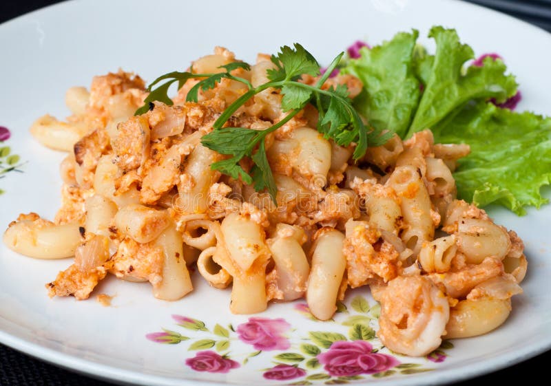 Macaroni seafood stock photo. Image of mushroom, lunch - 21378910