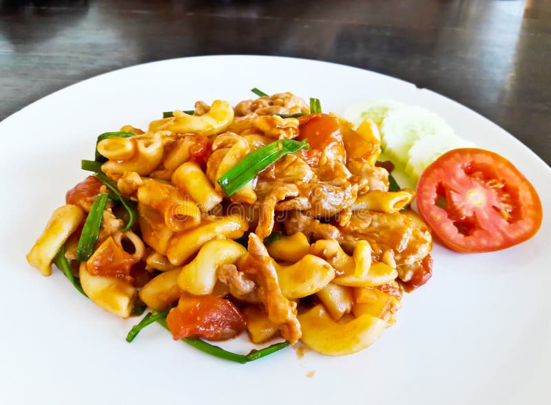 Macaroni with tomato sauce stock image. Image of meat - 86351809