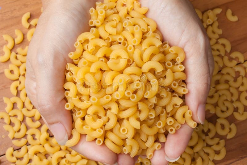 Macaronis photo stock. Image of italien, groupe, dîner - 57006312