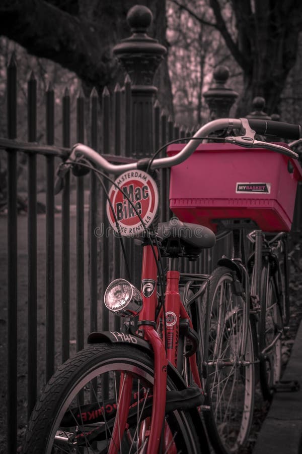 MacBike editorial photo. Image of macbike, bike, bicycle - 84554381