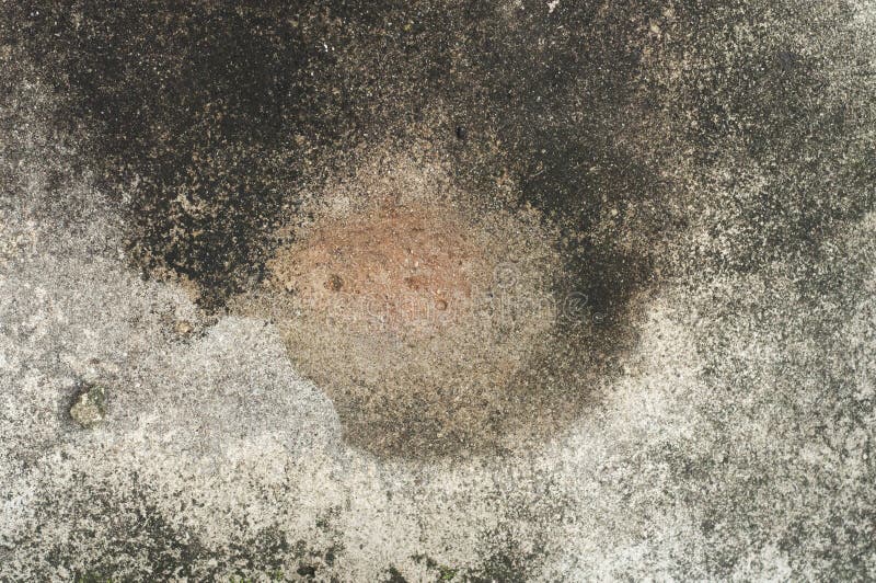 Macchia dell'acqua immagine stock. Immagine di asciutto - 143774911