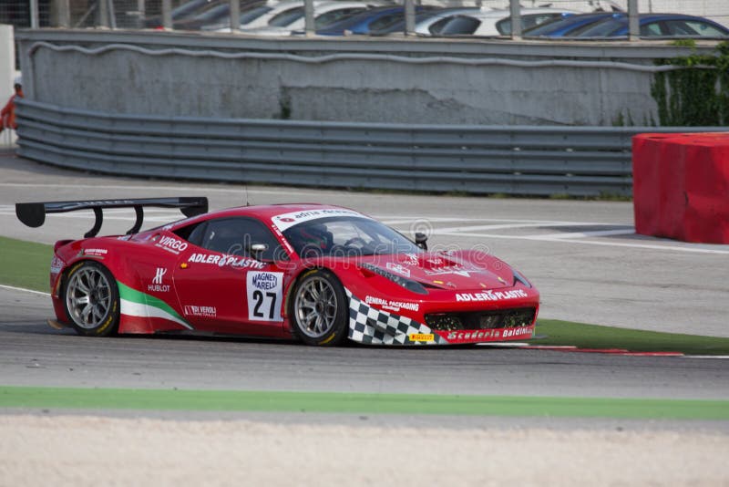 MACCHINA DA CORSA DI FERRARI 458 ITALIA GT3 Immagine Stock Editoriale ...