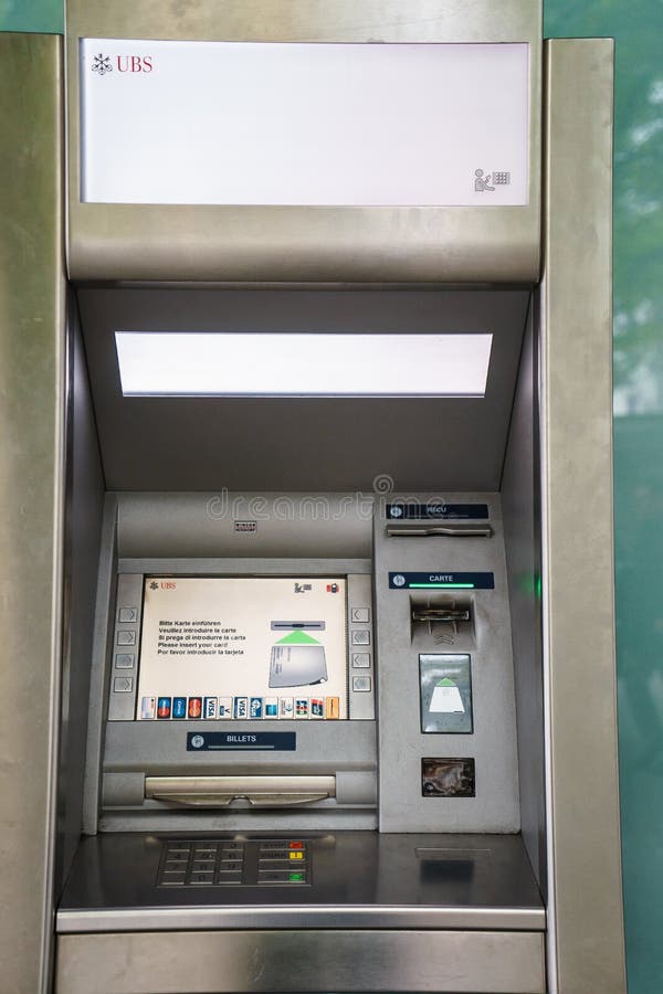 Macchina Di BANCOMAT Di UBS Fotografia Editoriale - Immagine di ...