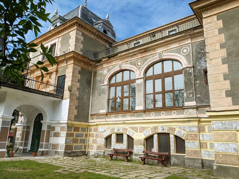 Macea Castle or Csernovics Castle - Dendrological Park Macea Arad, Arad ...