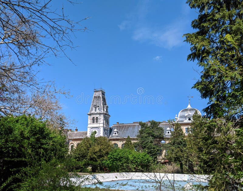 Macea Castle or Csernovics Castle - Dendrological Park Macea Arad, Arad ...