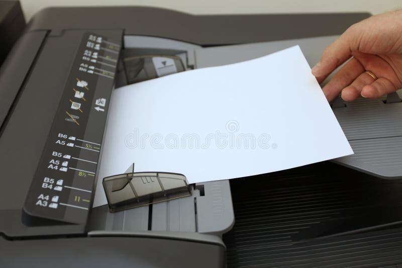Machine De Copieur De Laser Photo stock - Image du photocopie, copieur ...