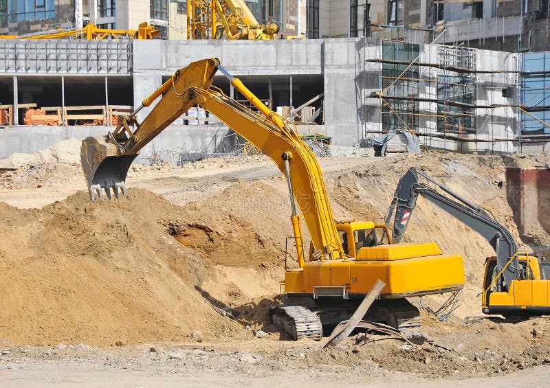 Machine De Excavation Sur Le Chantier De Construction Photo stock ...