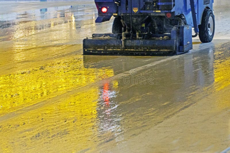 Machine on Festive Figure Skating Rink Polishes Stock Image - Image of ...