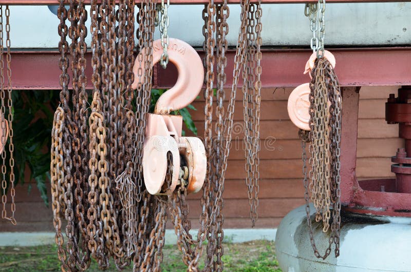 Machine in Kinta Tin Mining Museum in Kampar, Malaysia Editorial Photo ...