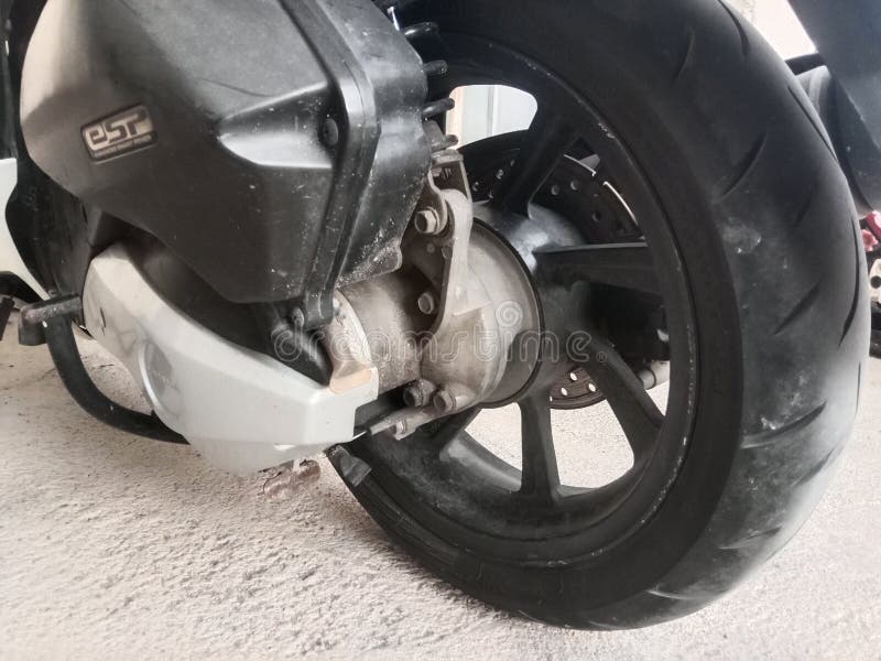 Machine in Matic Motor and the Wheel Editorial Image - Image of machine ...