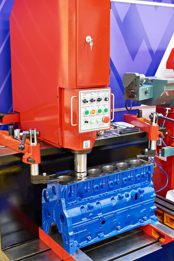 Cylinder Boring Machine Stock Photos - Free & Royalty-Free Stock Photos ...