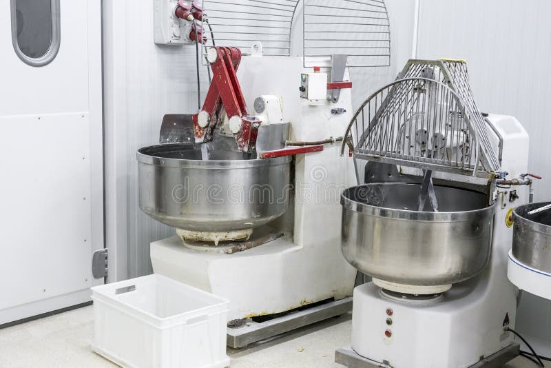 Machine Pour Malaxer Le Pain Image stock - Image du technologie, sain ...