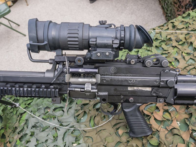 Machinegeweer Nederlandse Militair Redactionele Stock Foto - Image of ...