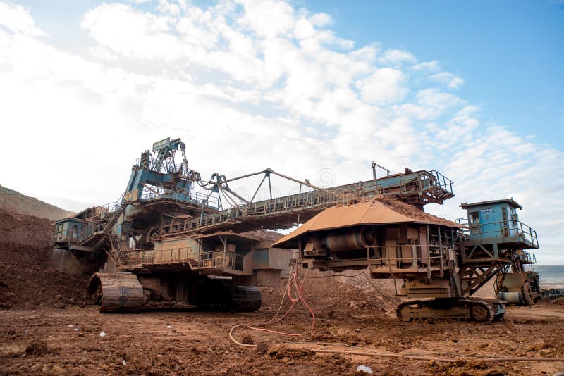 Machinery Process in Coal Mine Editorial Photo - Image of coal ...