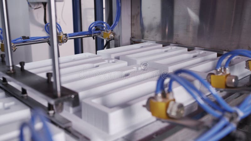 Create Plastic Package and Packing. Machines Create Packing for Bottles ...