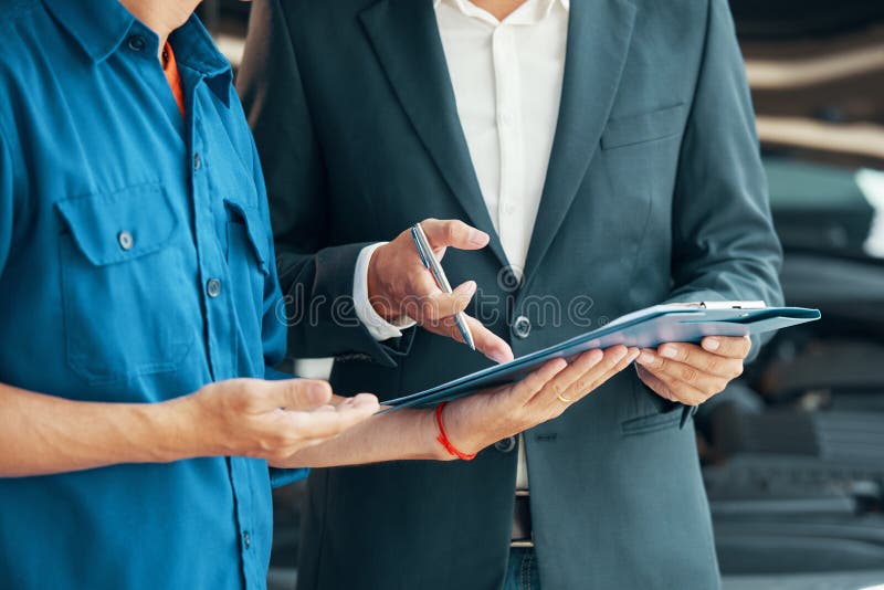 Discussing cost of work stock image. Image of cost, explaining - 122871455