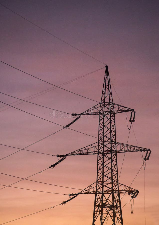 De pylonen van de Stroom stock foto. Image of pool, elementen - 50590992