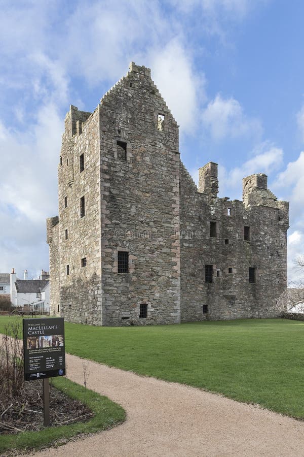 Scottish Maclellan Castle Dumfries Stock Photo - Image of stone ...