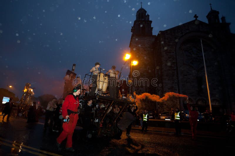Macnas Parade editorial stock image. Image of darkness - 25847009