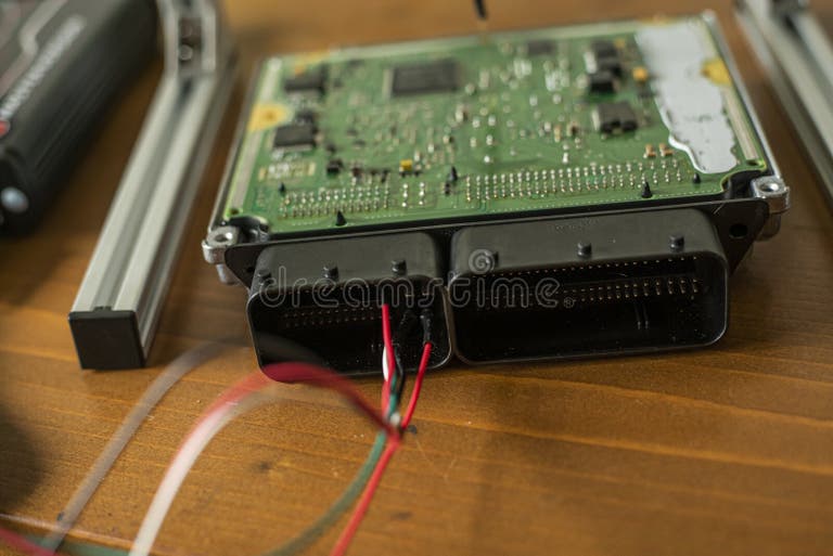 Car Ecu Bench Reading Method 3 Stock Image - Image of modifications ...