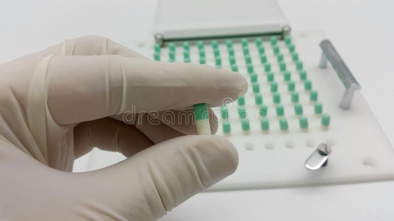 Semiautomatic Machine To Prepare Capsules in the Pharmacy Laboratory ...