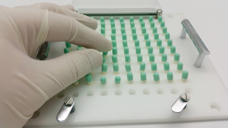 Semiautomatic Machine To Prepare Capsules in the Pharmacy Laboratory ...