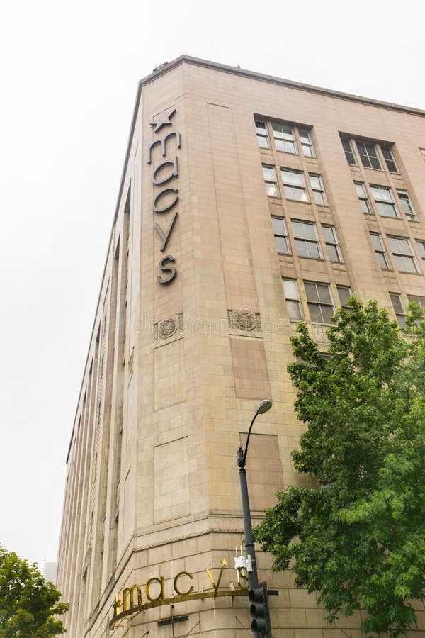 Macys editorial photo. Image of chain, furniture, landmark - 33734731