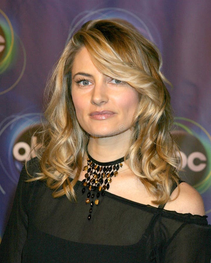 Madchen Amick redaktionelles stockfoto. Bild von tunnel - 30075538