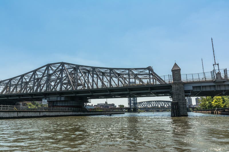 Madison Avenue Bridge Over the Harlem River, Manhattan, NYC Stock Photo ...