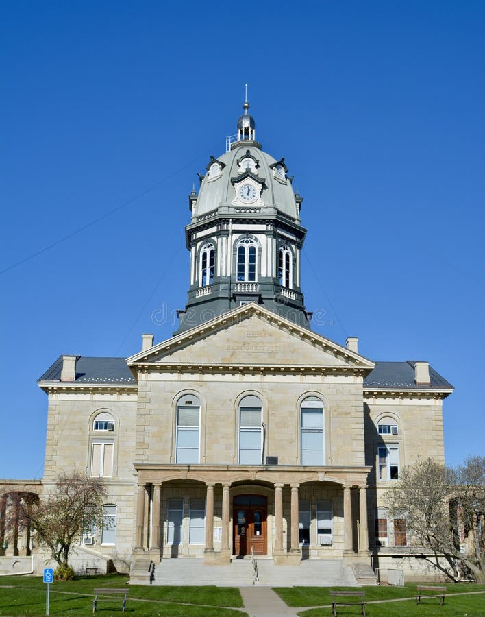 Madison County Courthouse redactionele stock afbeelding. Image of ...