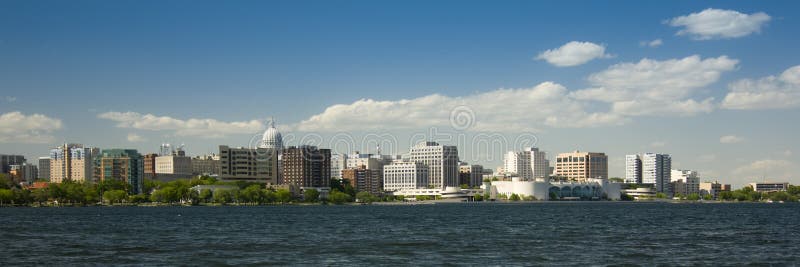 Madison Le Wisconsin En été Image stock - Image du capitole, wisconsin ...