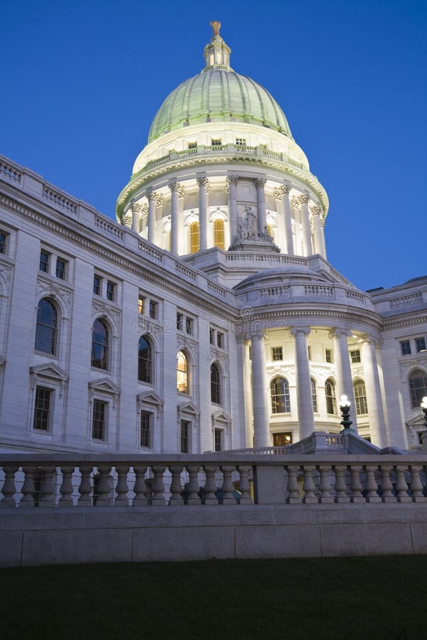 Madison, Wisconsin - State Capitol Stock Photo - Image of capitol ...