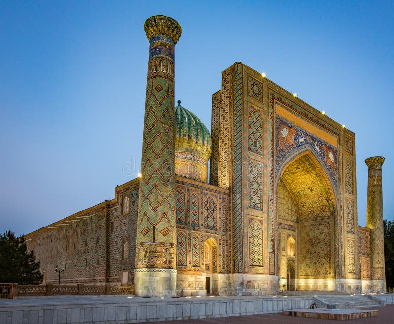 Registan, Una Vecchia Piazza Pubblica A Samarcanda, L'Uzbekistan ...