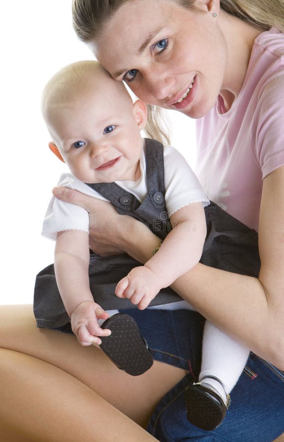 Madre con su bebé imagen de archivo. Imagen de adulto - 14839455