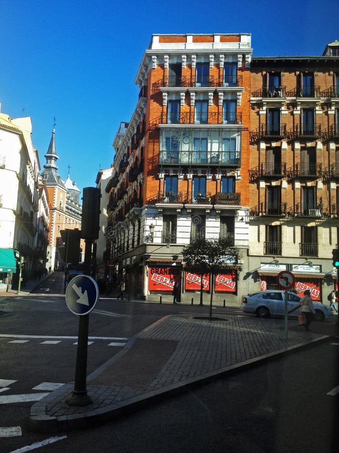 Madrid City Center editorial image. Image of colorful - 94044720