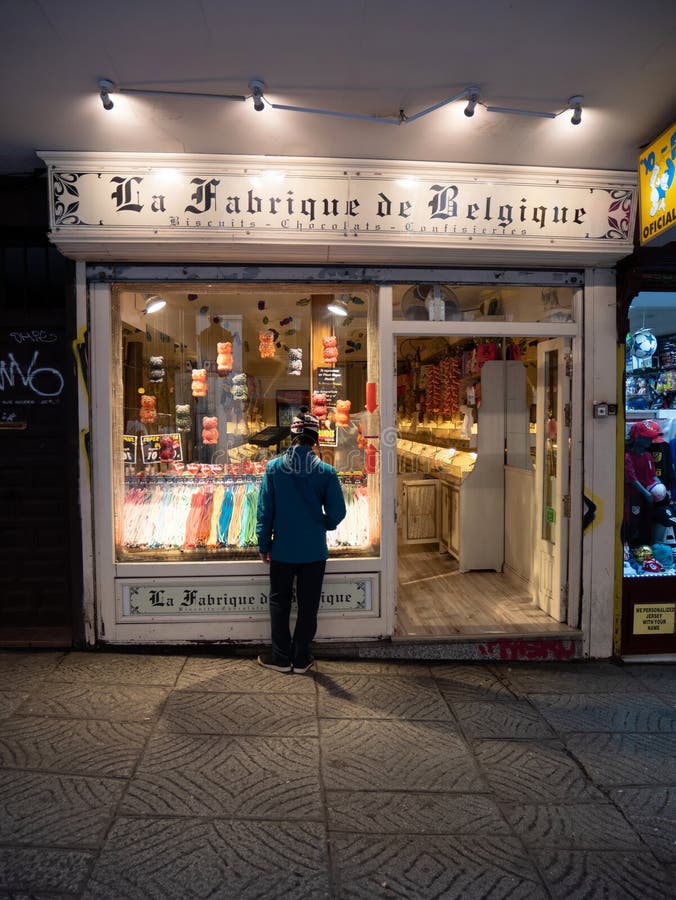 MADRID, SPAIN - NOVEMBER 28, 2016: Boy in Front of a Candy Shop ...