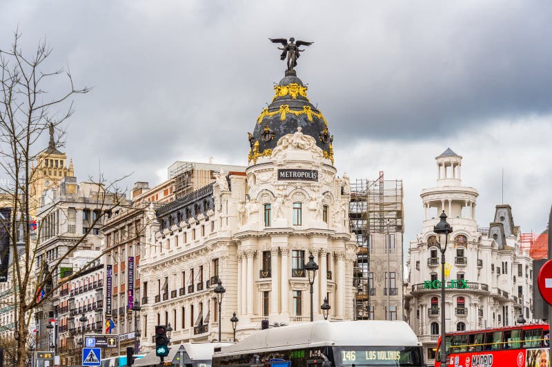 View with the Famous Metropolis Building on a Cloudy Day Editorial ...