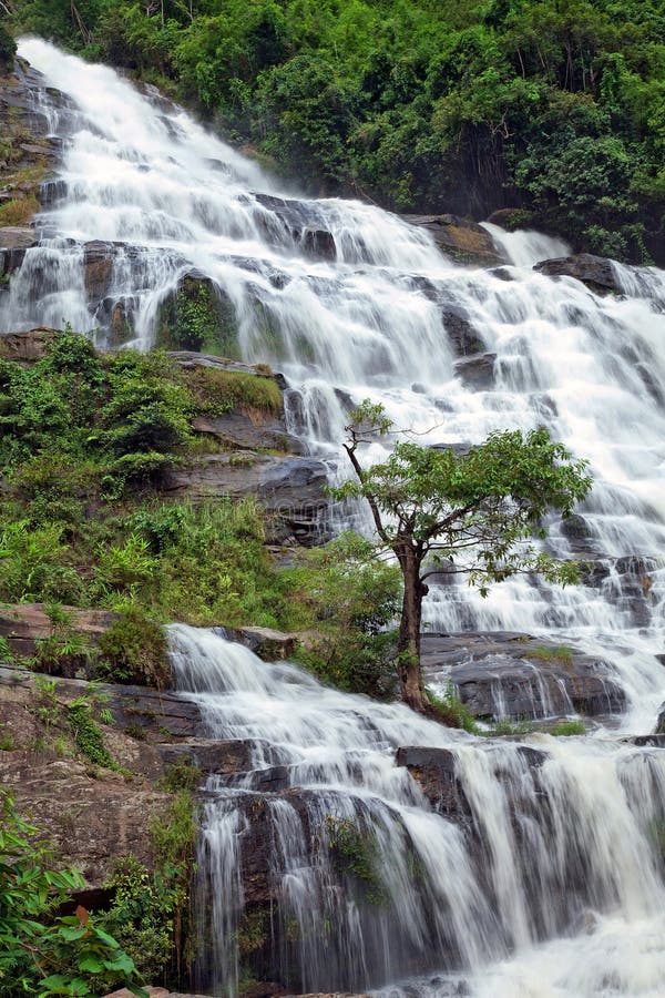 Mae Ya Waterfall, Doi Inthanon National Park. Stock Image - Image of ...