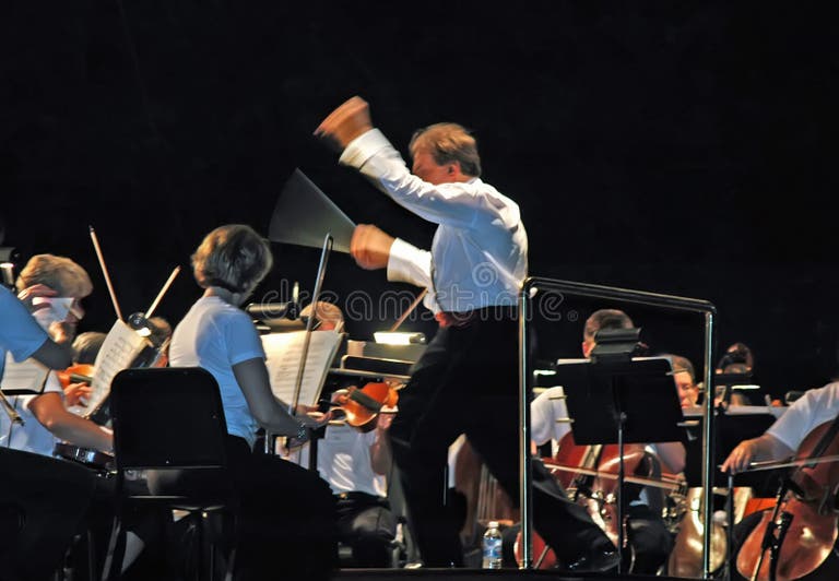 3,476 Maestro Animado Stock Photos - Free & Royalty-Free Stock Photos ...