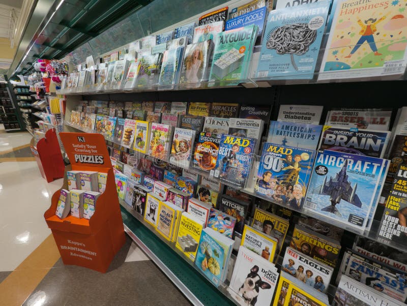 Magazines Section at Grocery Store Harris Teeter Editorial Stock Image ...