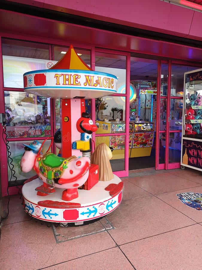 The Magic Roundabout Children& X27;s Ride Editorial Photography - Image ...