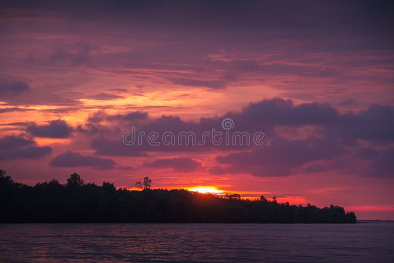 Magic Sunset View Seascape with Beautiful Colorful Sky, Sun and Stock ...
