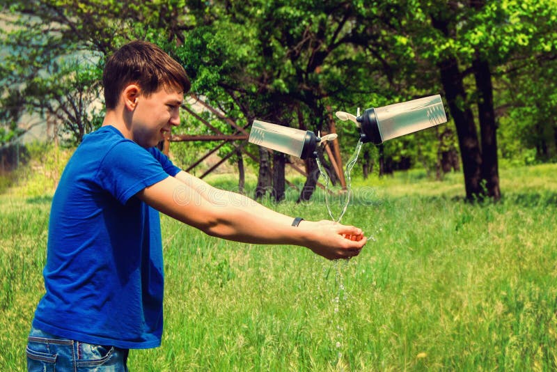 The Magical Effect of Water, Liquid Flows from a Shaker with Water in ...