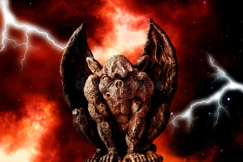 Gargulec obraz stock. Obraz złożonej z architektoniczny - 13440271