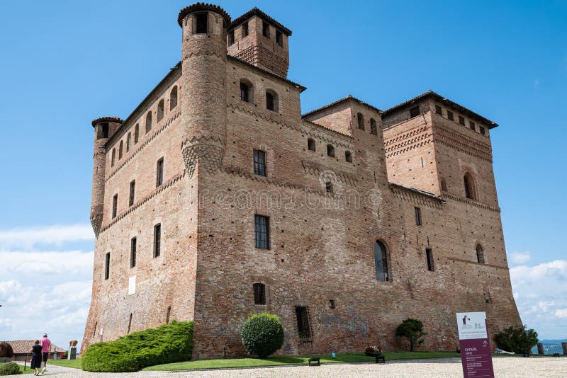 The Magnificent Castle of Grinzane Cavour Editorial Photo - Image of ...
