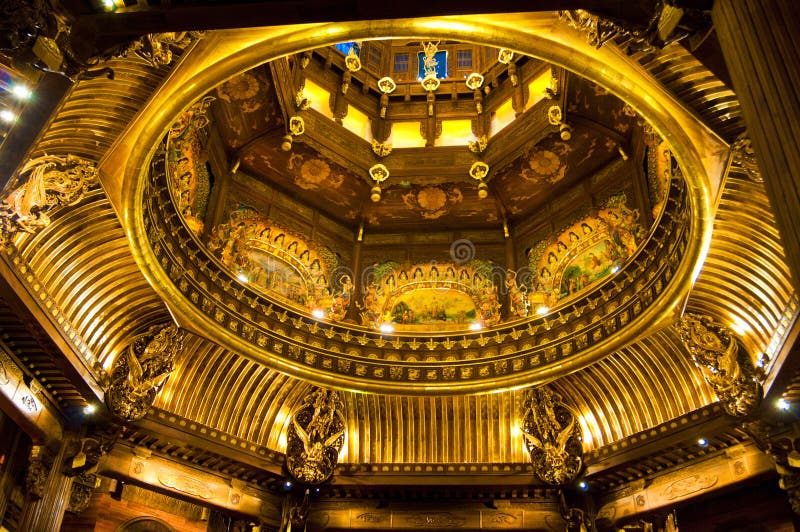 Magnificent palace zenith stock image. Image of lingshan - 43455805