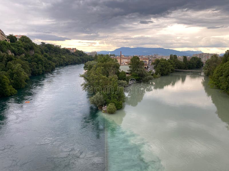 River Flowing through the City Stock Photo - Image of seashore, rivers ...