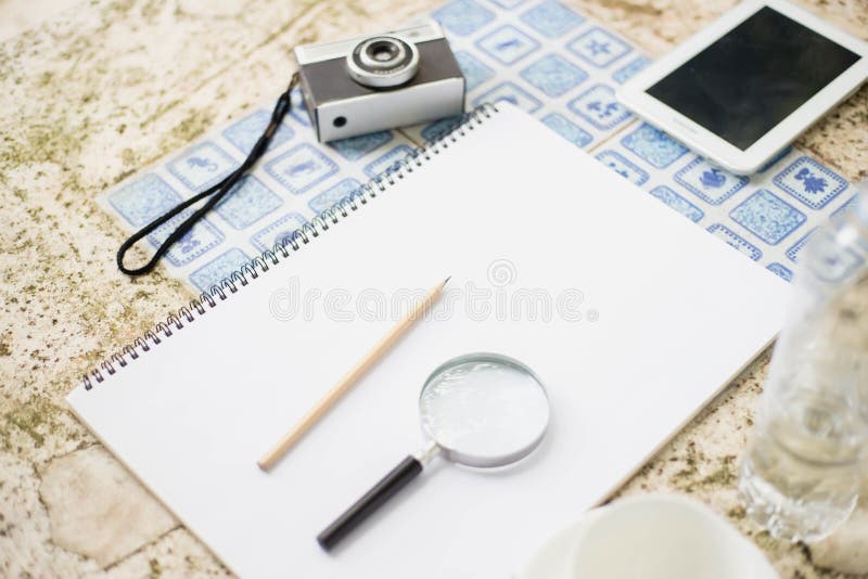 Magnifying Glass for Reading and Discovering the Small Things Stock ...